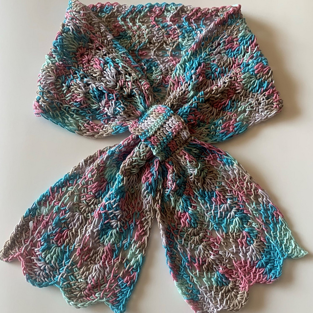 Ravelry: Tunisian Keyhole Scarf pattern by Debra Silva