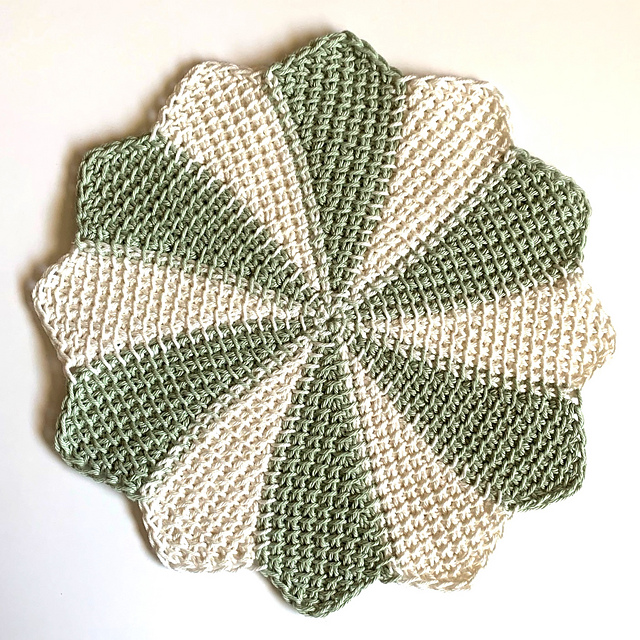 Ravelry: Tunisian Starburst 2 Dishcloth pattern by Debra Silva