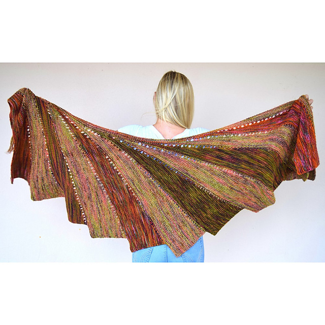 Ravelry: Sparkling Swirl Shawl pattern by SKEINO LLC