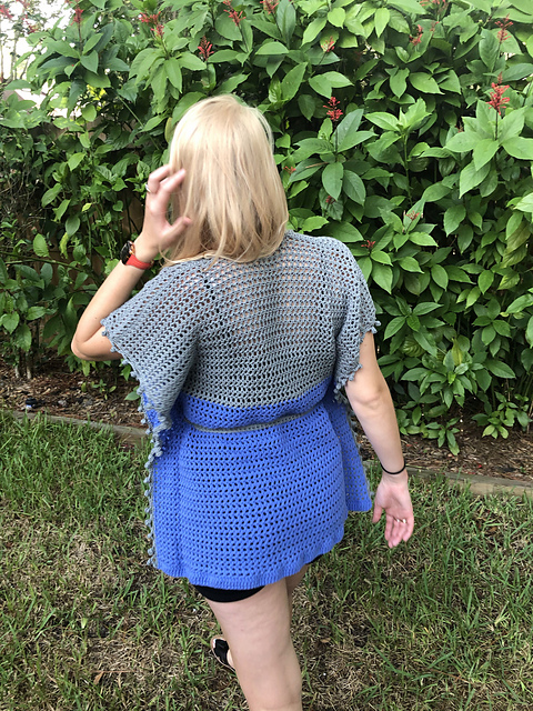 Ravelry: Notus Topper pattern by Abby Doan/Skeins and Stitches Co