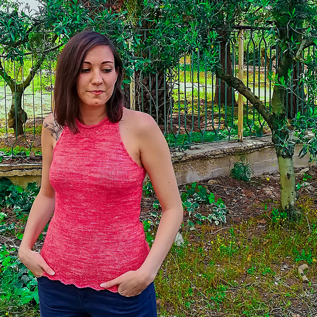 Ravelry: Top Secret pattern by Antonia Cavaliere