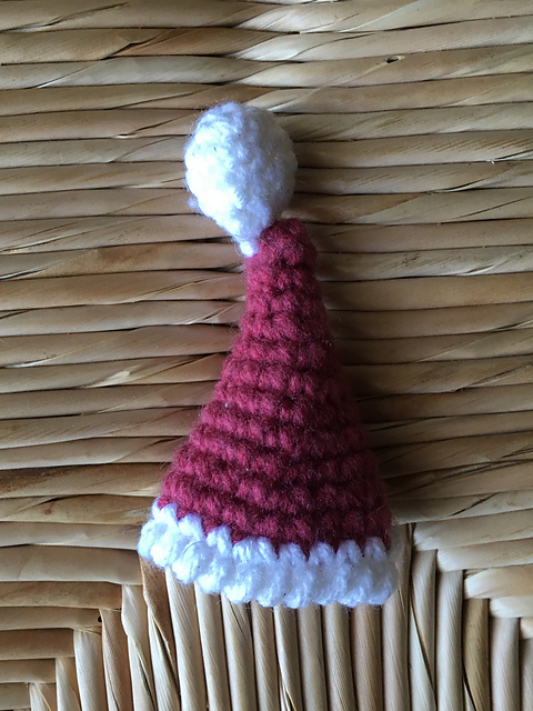 Ravelry: Miniature Santa Hat pattern by Slipstitch Hollow