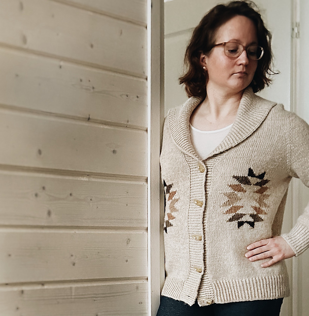 Ravelry: So Boho Cardigan pattern by Elina Maaria