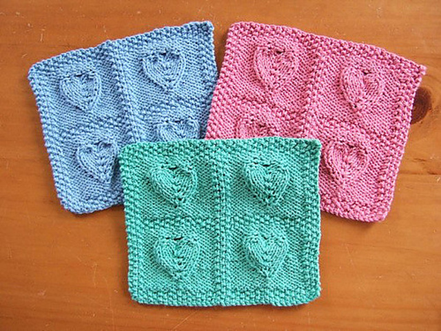 Ravelry: 4 Embossed Hearts Cloth pattern by SmarieK