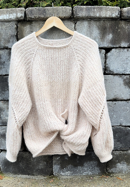 Ravelry: Sweater-dress "LUFT" pattern by Smith Olga