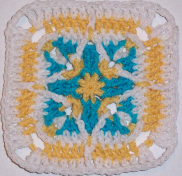 Ravelry: Diamond Trellis 7" x 7" pattern by Donna Mason-Svara
