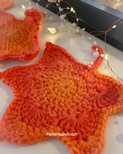 Ravelry: Large Maple Leaf pattern by Snizhana