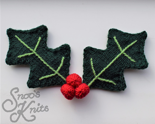 Ravelry: Holly Leaves pattern by Helena Keighley
