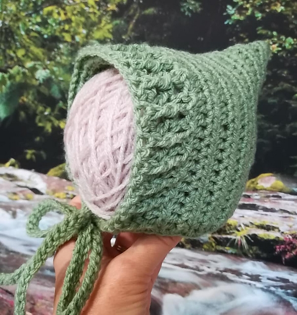 Ravelry: Little Pixie Bonnet pattern by Nicky Buxton