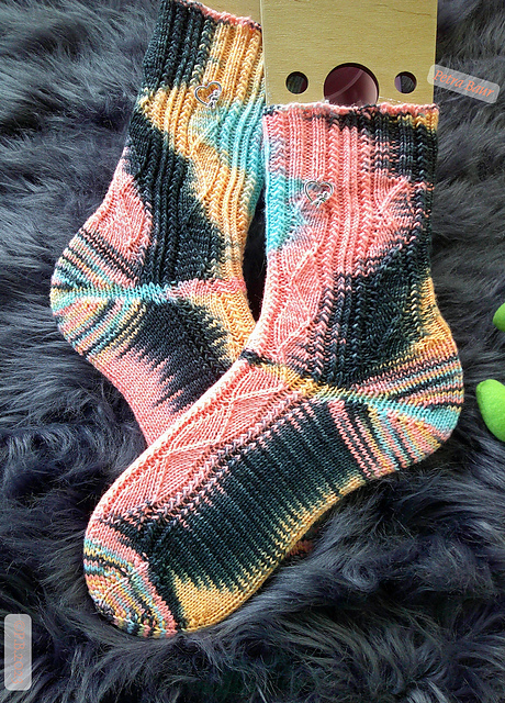 Ravelry: Lieblingssocken Petra & Charly pattern by Petra Baur