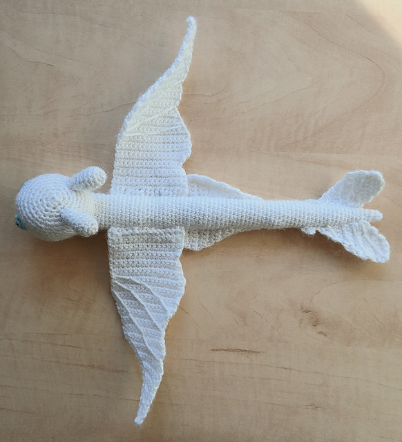 Ravelry: Light Fury from HTTYD :D pattern by CeilingPOVs
