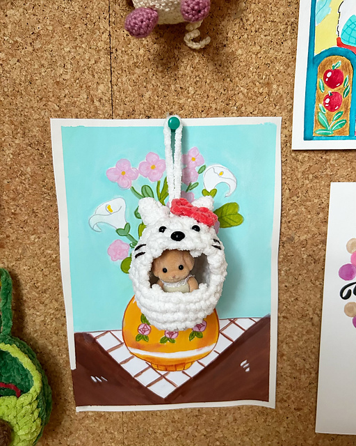 Ravelry: Sylvanian Calico cat pod pouch pattern by Sonny Craft