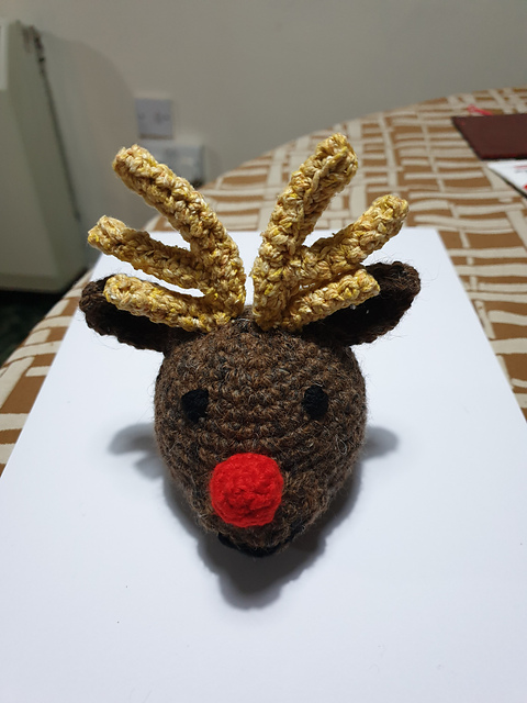 Ravelry: Rudolph Chocolate Orange Cozy pattern by Su Sands