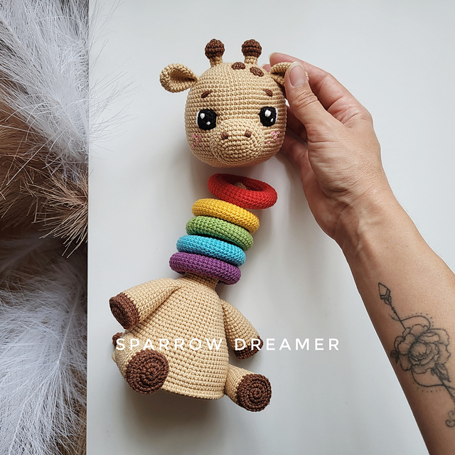 Ravelry: Rainbow giraffe pattern by Liubov Ponomarenko