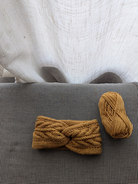 Ravelry: Nightingale Headband pattern by Sparrow Line