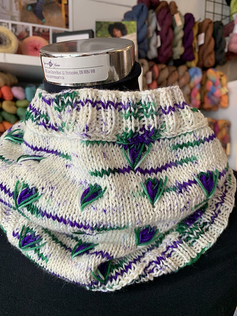 Ravelry: Hocus Crocus Cowl pattern by Treena Evans