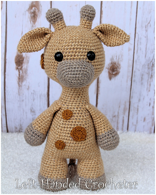 Ravelry: Giraffe Cuddle Critter pattern by The Left-Handed Crocheter