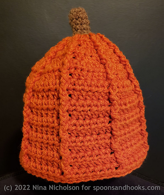 Ravelry: Quick & easy pumpkin hat pattern by Nina Nicholson