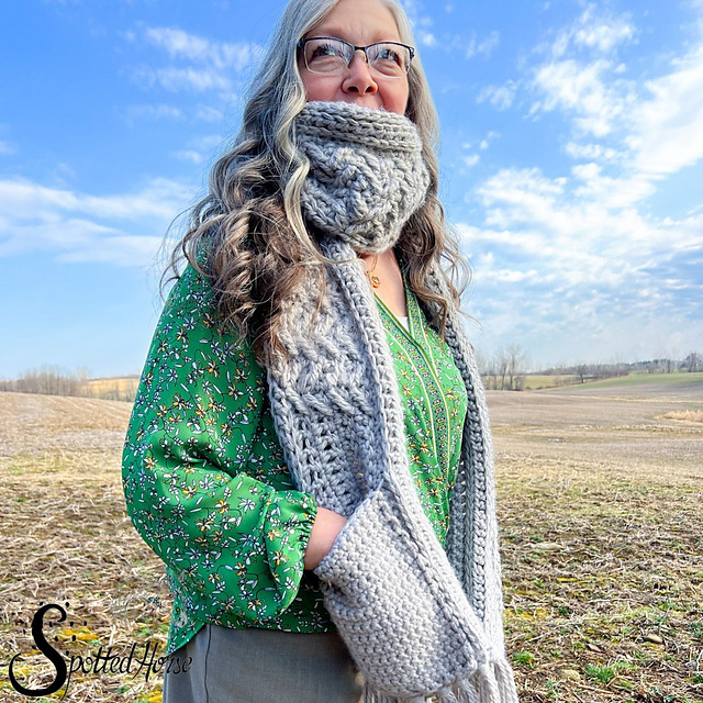 Ravelry: Arrow Pocket Scarf pattern by Christine Blue