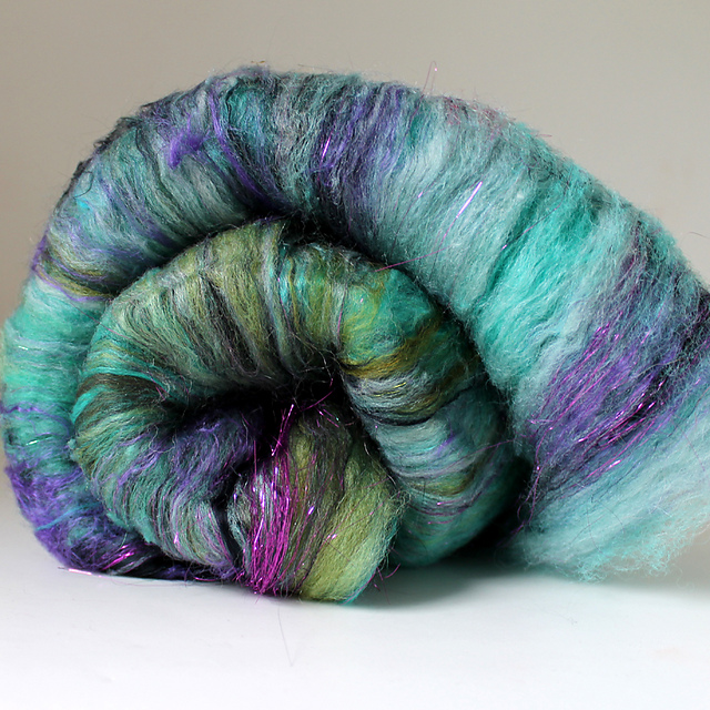 Ravelry: Spun Right Round Fiber Batt