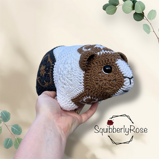 Ravelry: Piggy Small the African flower Guinea Pig pattern by selina page