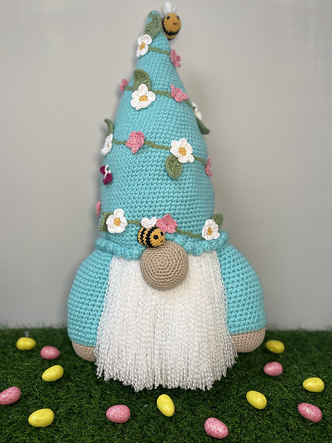 Ravelry: large spring time gonk gnome pattern by selina page