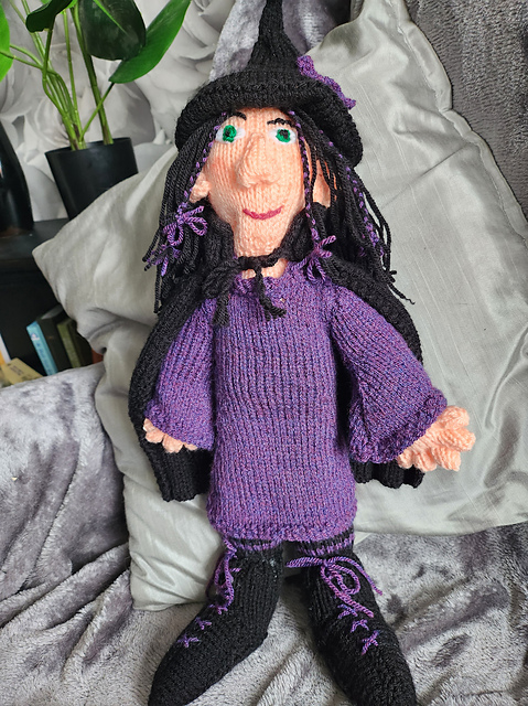 Ravelry: Willow the Wiccan Witch pattern by Woolly Wiccan