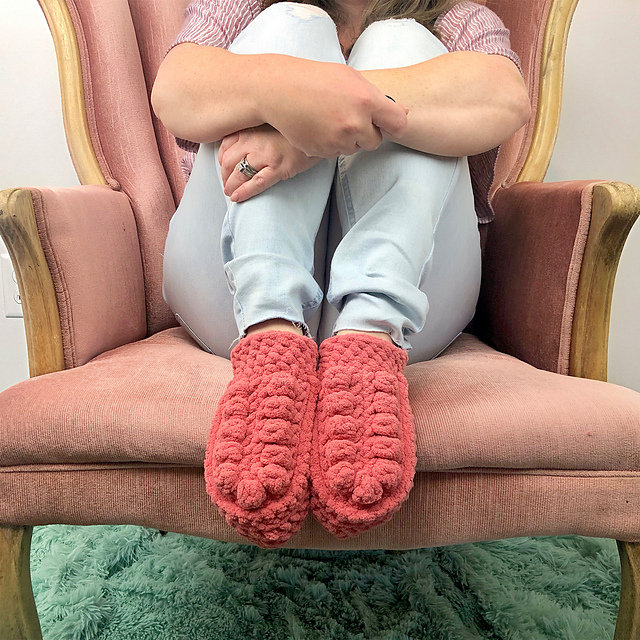 Ravelry: Crafty Boho Slippers pattern by Ashley Stallsworth