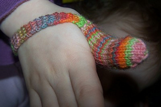 Ravelry: Thumb Thingy pattern by Allena Williams