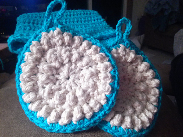 Ravelry: Round Bumpy Scrubbie pattern by AD