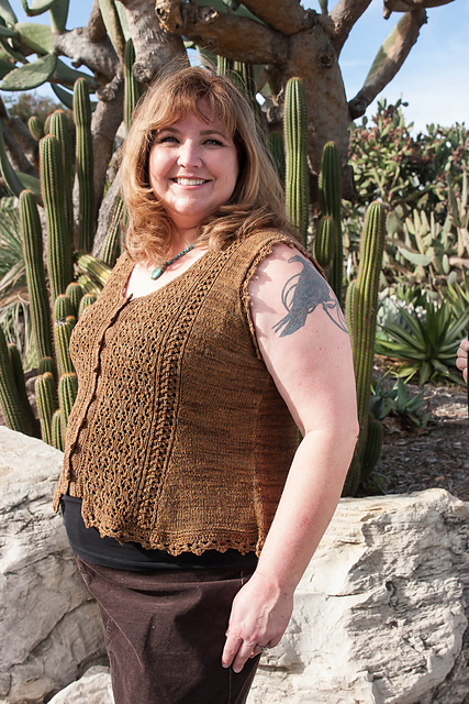 Ravelry: Cactus Wren pattern by Stephannie Tallent
