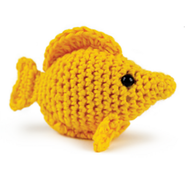 Ravelry: Yellow Tang pattern by Sarah Abbondio