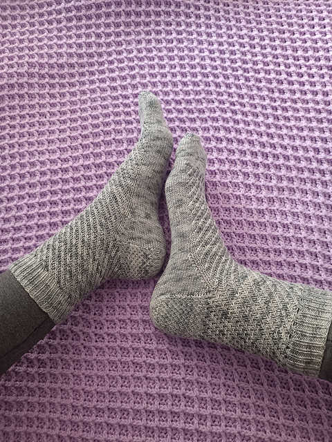 Ravelry: Spiral socks pattern by Stephs knitting bubble