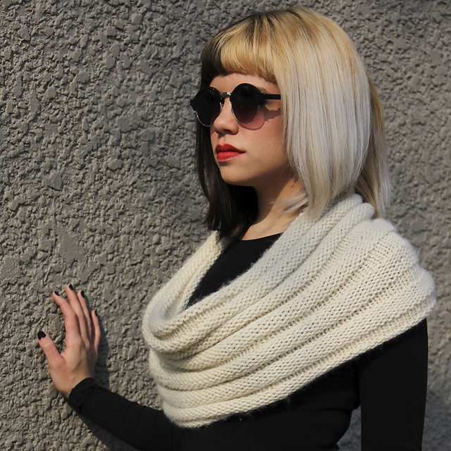 Ravelry: Cape Town Cowl pattern by StevenBe