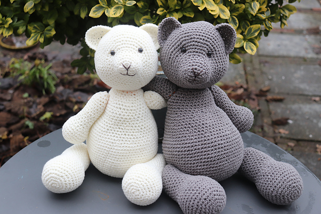 Ravelry: Teddy bear Ella pattern by Judith Stevens