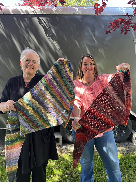 Ravelry: Something You Can Snuggle Up In pattern by Stilly River Yarns