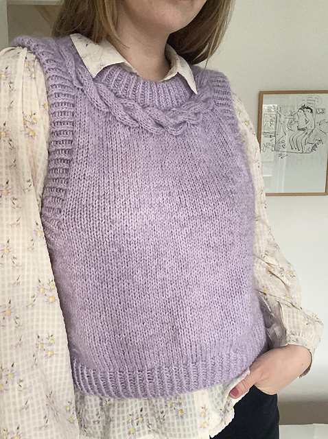 Ravelry: Monile Slipover pattern by Stine Radicke