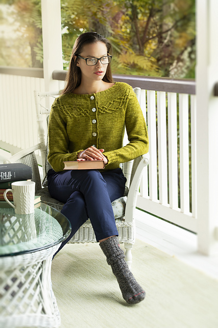 Ravelry: Carrick Bend pattern by Amanda Scheuzger