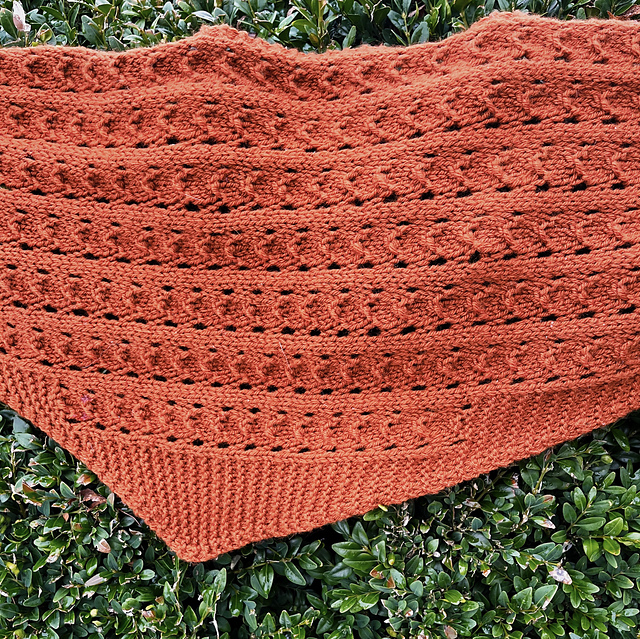 Ravelry: Sjalen Ridå pattern by Maria Wellmert