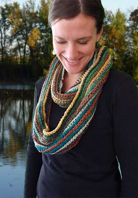 Ravelry: Rock River Loop pattern by Melissa Horozewski