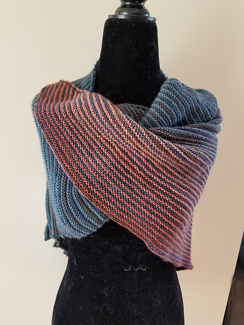 Ravelry: MoonTide pattern by Dyerwolf Designs