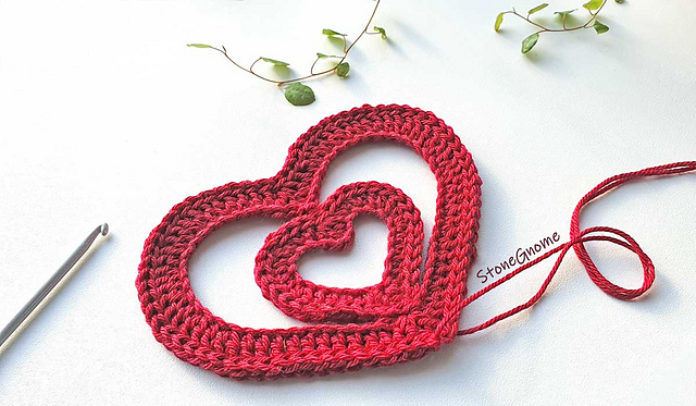 Ravelry: Double Heart pattern by StoneGnome aka Heidi Eisner