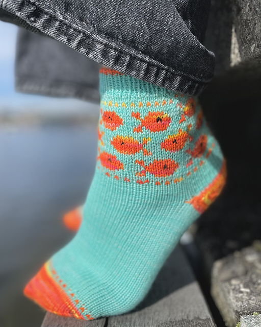 Ravelry: Fintastic Fish pattern by Stone Knits