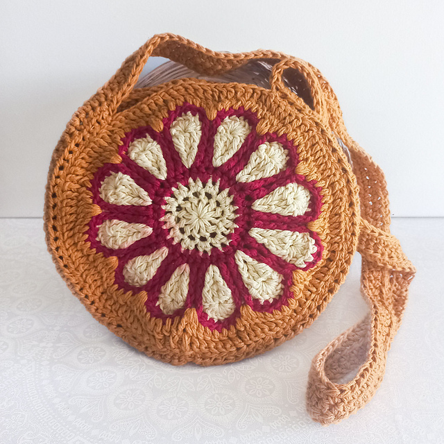 Ravelry: Big Flower Circle Bag pattern by Stouto Creative Crochet