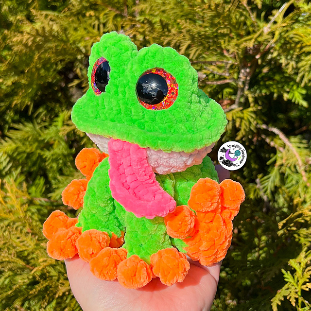 Ravelry: Finn the Frog pattern by Straightup Handmade