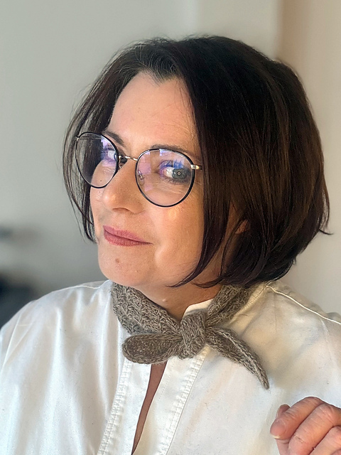 Ravelry: Celeo Halstuch pattern by Sandra Fischer