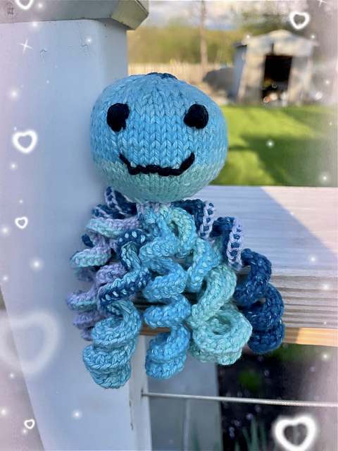 Ravelry: Strickliese's Knitted Octopus for preemies
