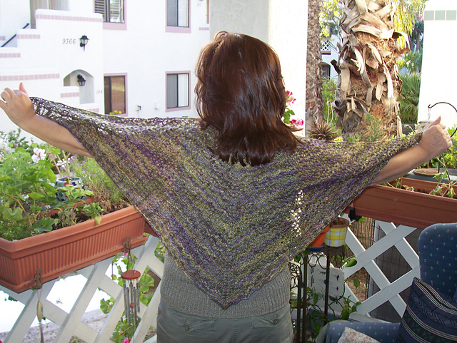 Ravelry: Strickmuse's Tumbleweed shawl