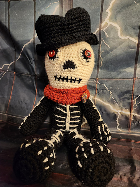Ravelry: Mr. Bonesworth pattern by StringsandThingsByJoyce