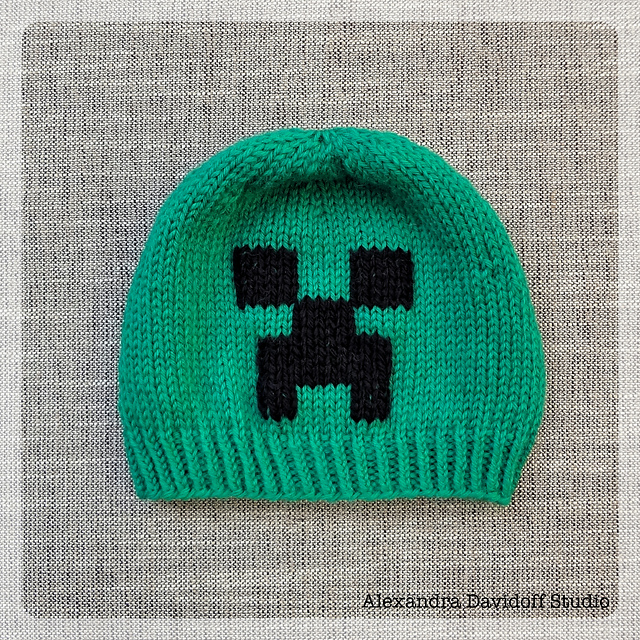 Ravelry: Creeper beanie pattern by Alexandra Davidoff